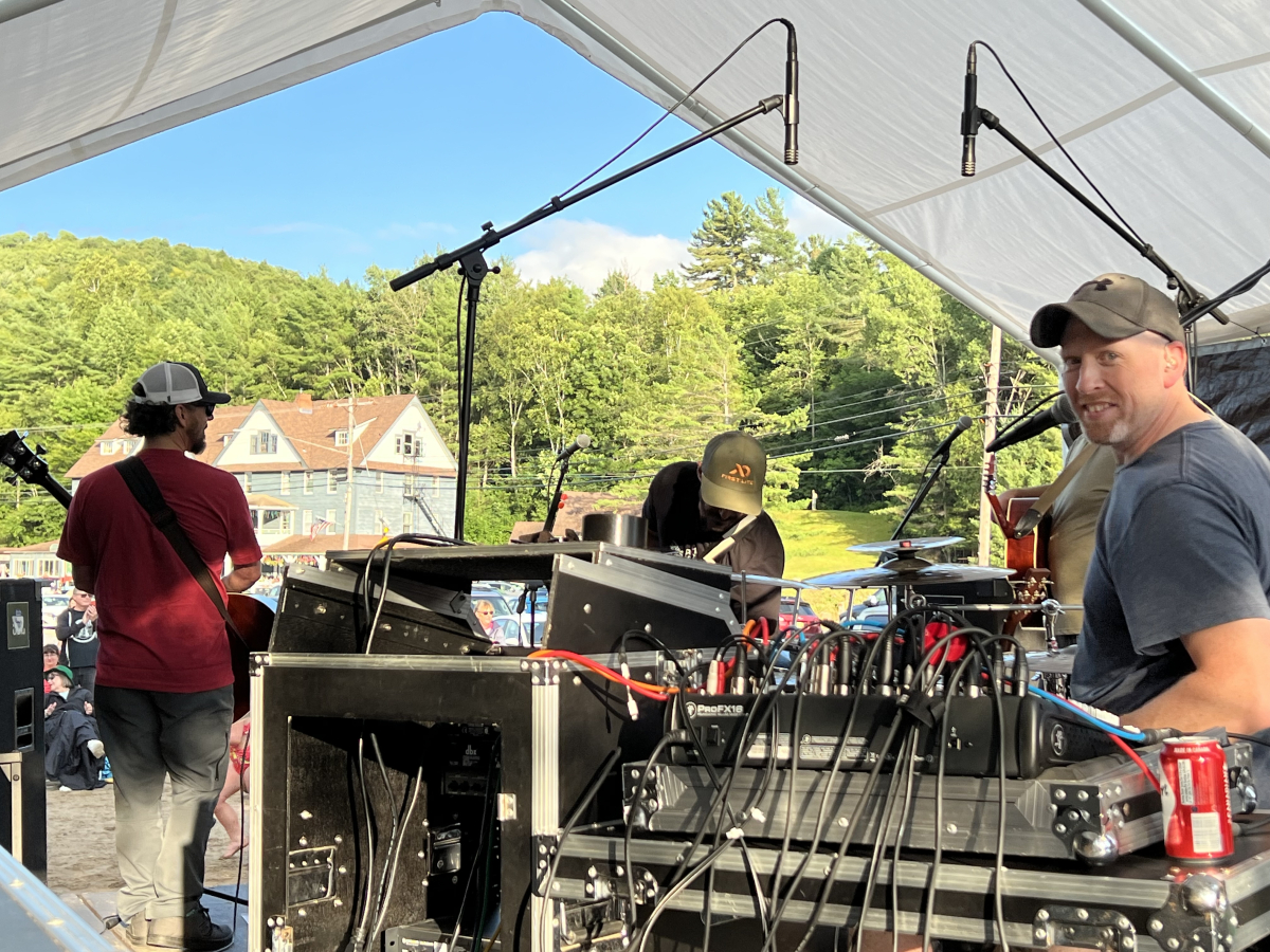 Music by the Lake Gallery Wrap up 2023 – Long Lake